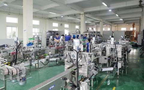 Packaging line for soft drinks 48.000 units/hour